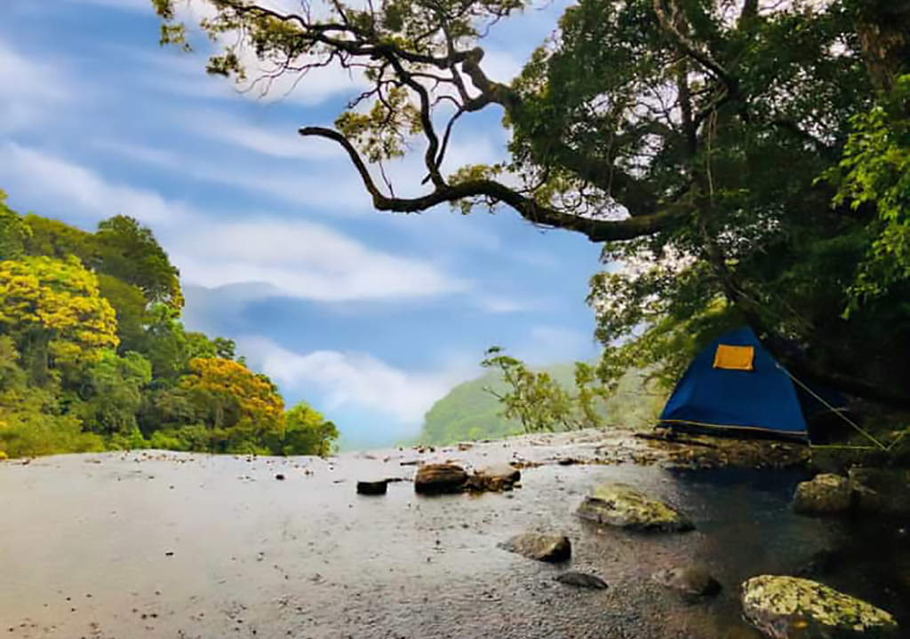 Trekking Heeloya Village - Ran Lanka Tour Holidays